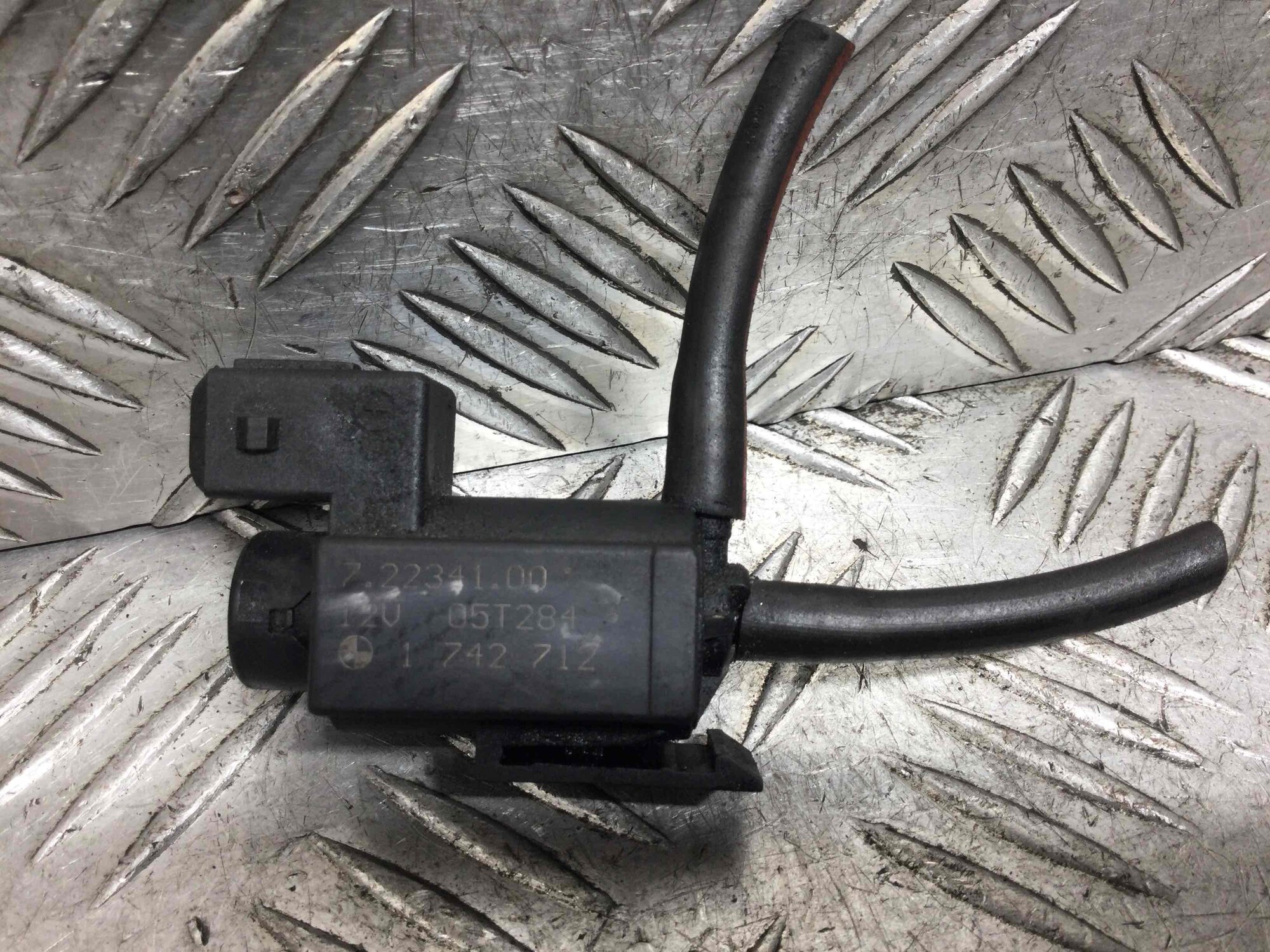 Б/У Клапан электромагнитный BMW 5-Series 5-Series E60/E61 (2002-2007) 2005 г.