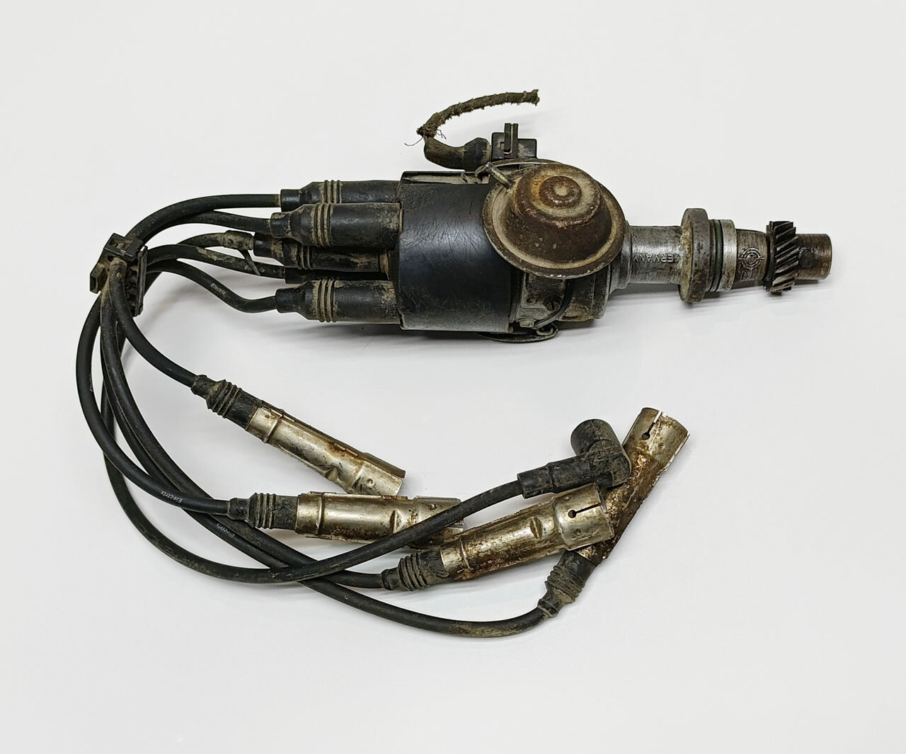 Трамблер VW Passat B3 1.8 (дефект вакуума)