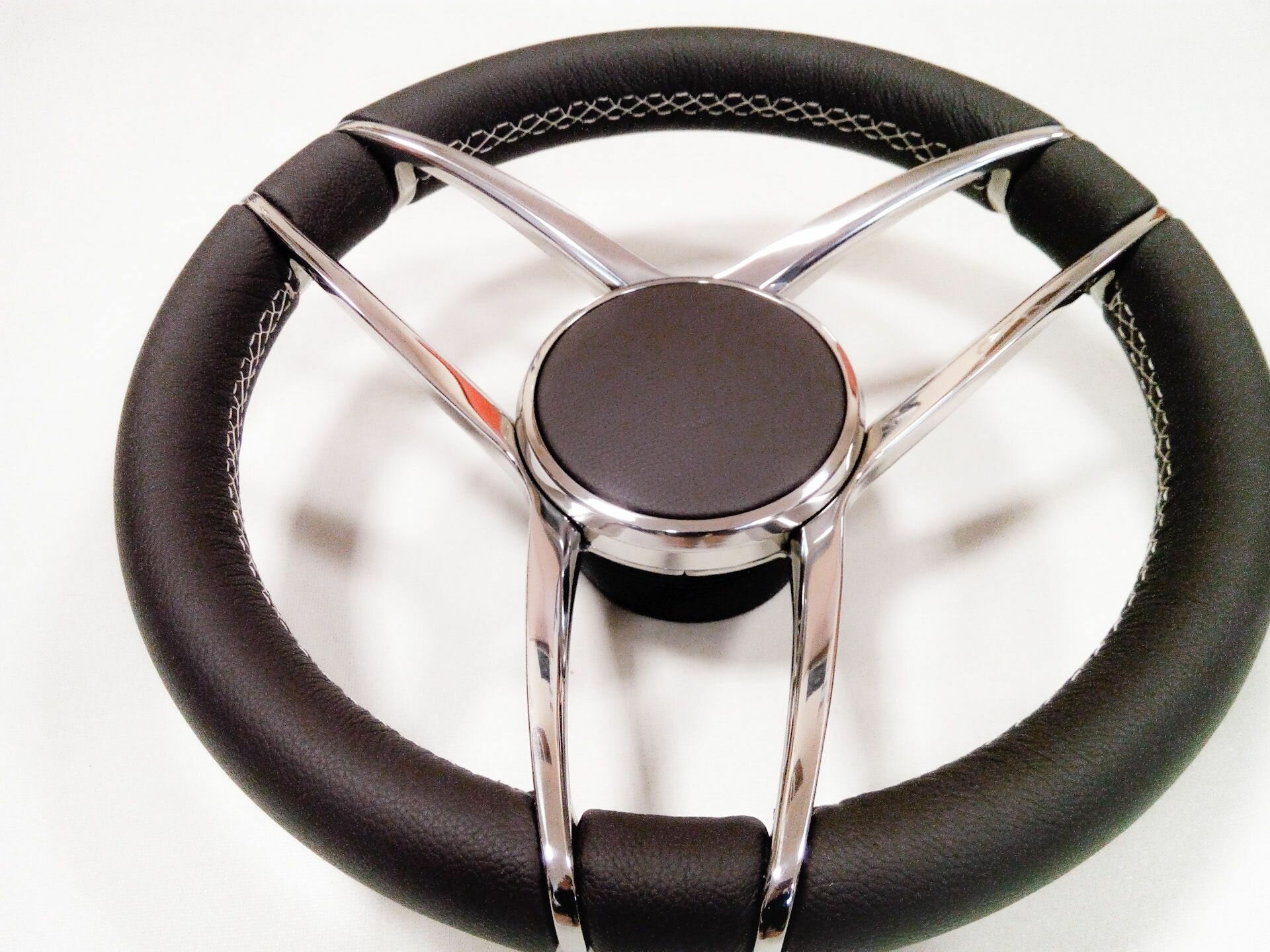 Итальянский премиум штурвал "CORVINA"