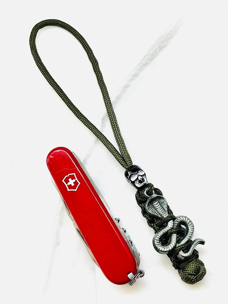 Темляк для ножа Кобра