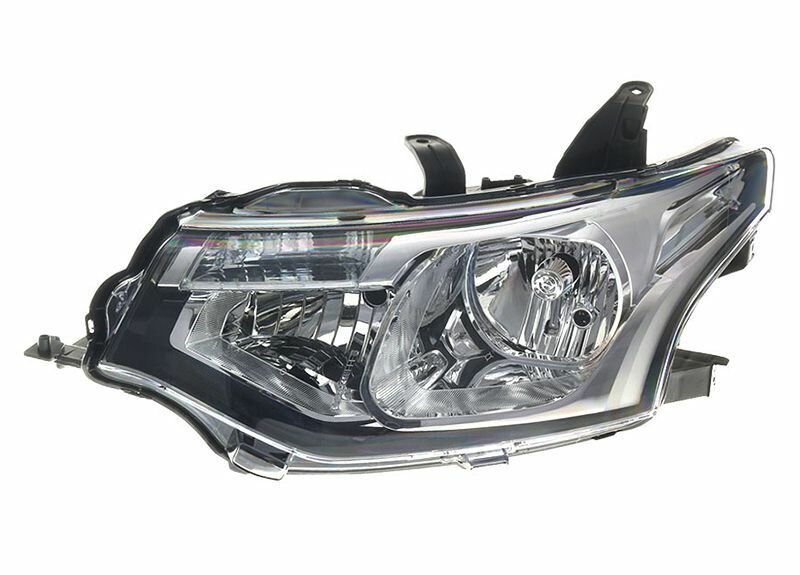 Фара Митсубиси Аутленд Mitsubishi Outlander 2012-2015года выпуска