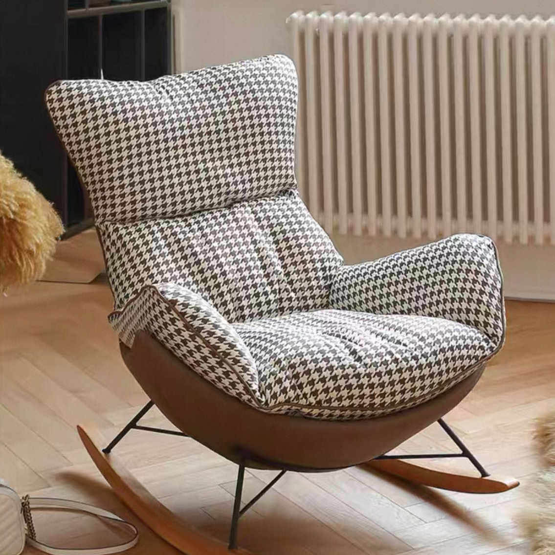 Интерьерное кресло-качалка с мягким сиденьем Mornese (кресло-качалка стиле EPHDARREN)