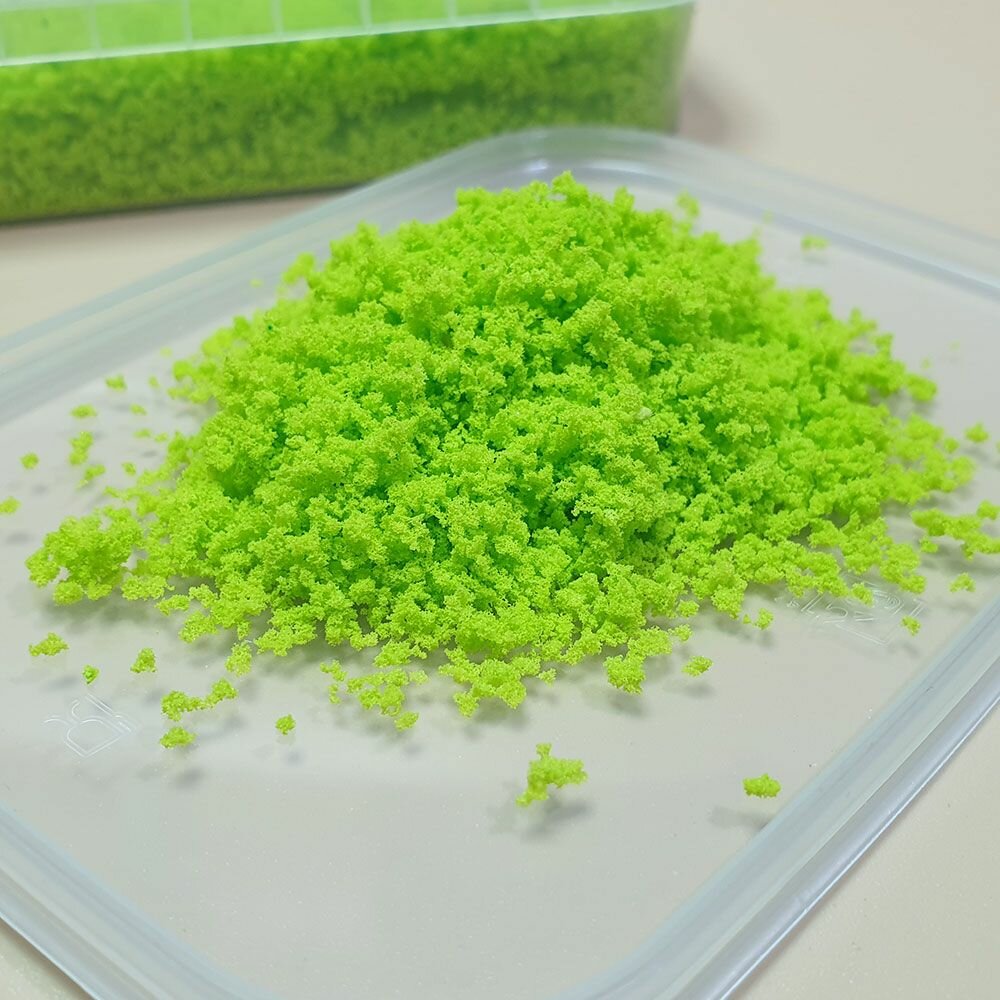 5713 присыпка для макетов и диорам, листва/трава, мелкая, 200 мл, блестящий желто-зеленый, СВ модель