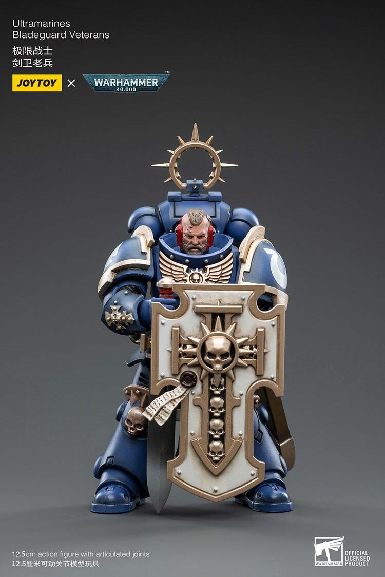 Подвижная фигурка JOYTOY Warhammer 40K 1/18 Action Figures Ultramarines Bladeguard Veterans