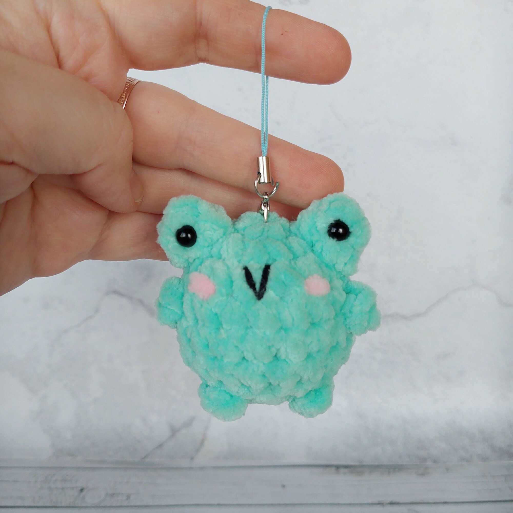 Мягкая игрушка-брелок "Жабка", ручная авторская работа, жёлто-зелёный, плюш