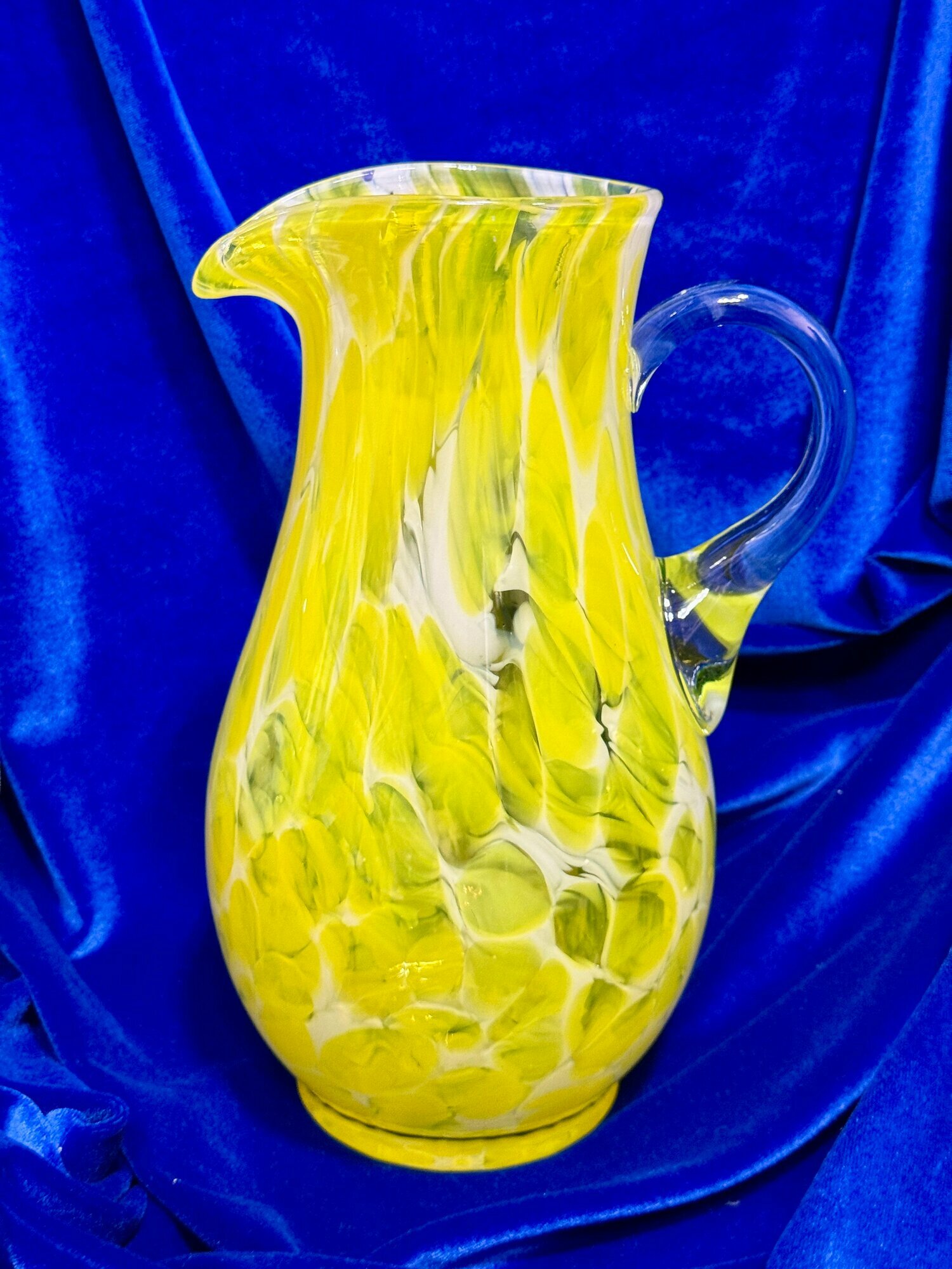 Кувшин из цветного стекла 1,6 Ж