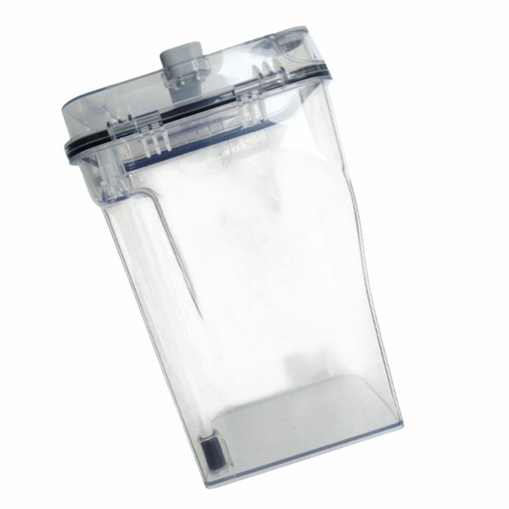 Прозрачный водяной бак