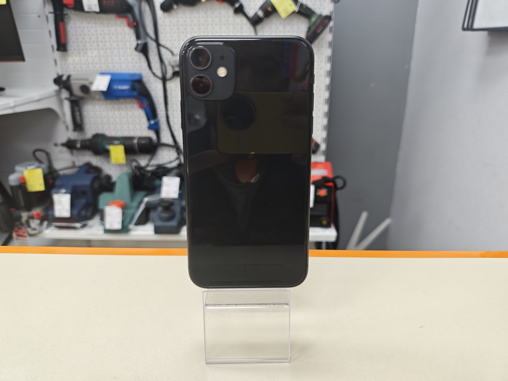 Смартфон Apple iPhone 11 128GB NanoSIM + eSIM Black (Черный), Б/У, уценка