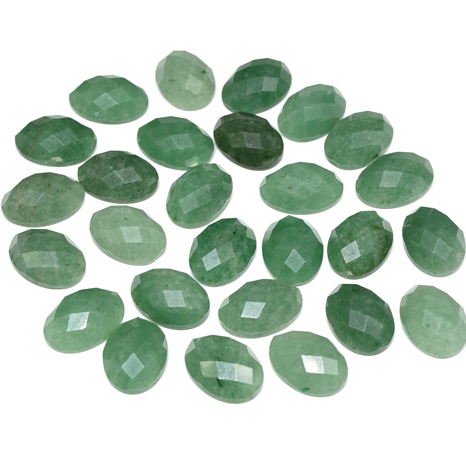 Кабошон из авантюрина зеленого овал с огранкой 18*13*6мм