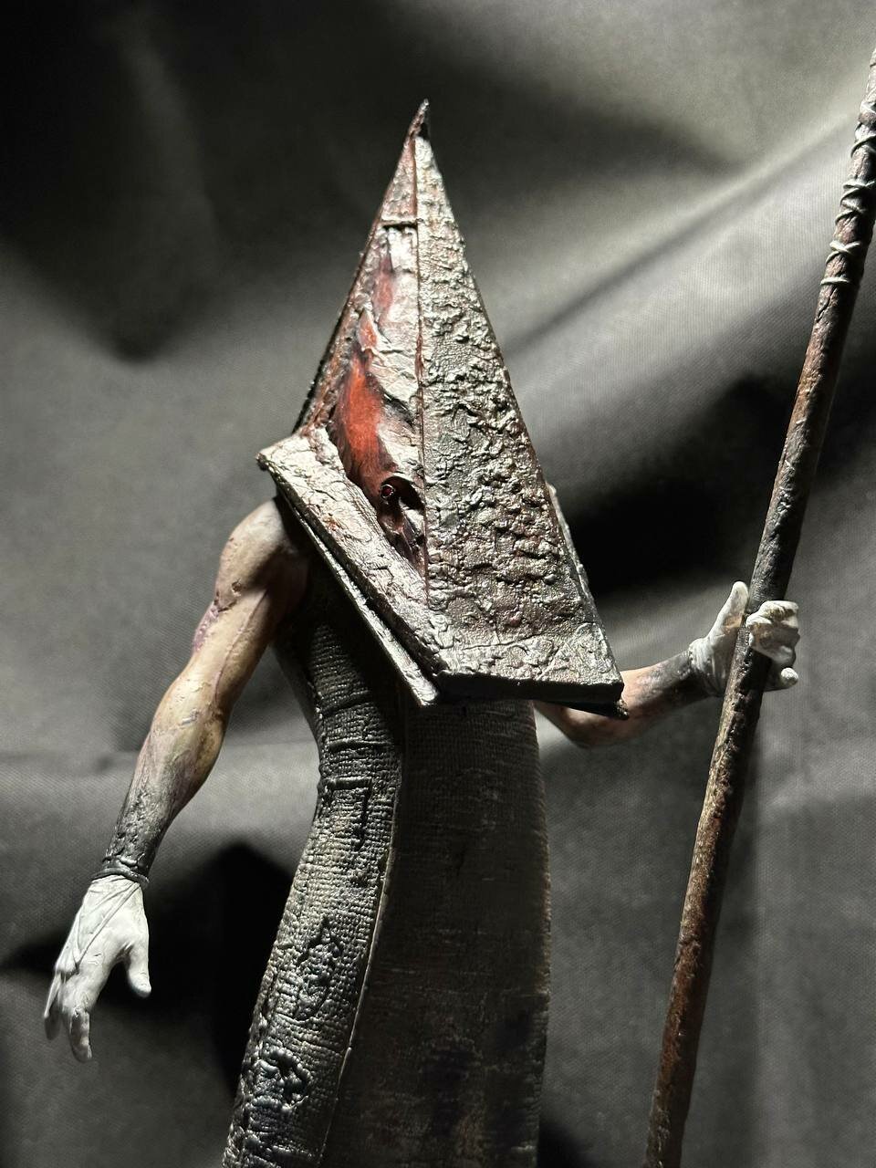 Пирамидоголовый с копьём Pyramid Head Сайлент Хилл Silent Hill (рост без копья 29 см)