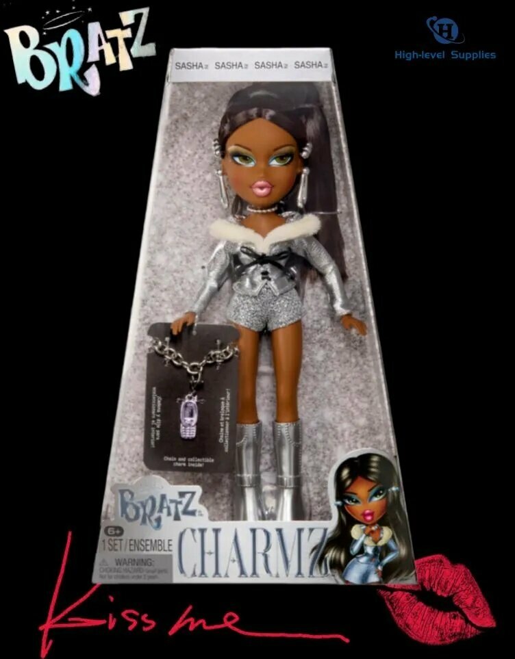 Модная кукла Bratz Шармз Саша в стильном образе, эксклюзивный брелок и браслет в подарок