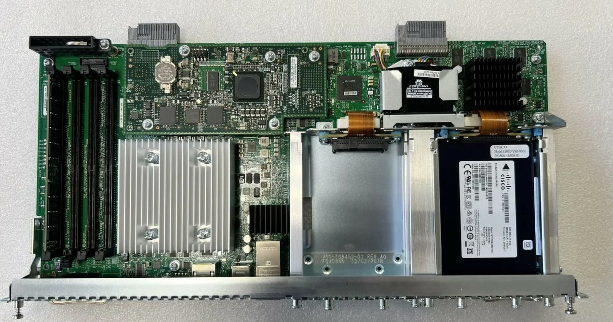 Модуль Cisco UCS-E1120D-M3/K9 — фото 1