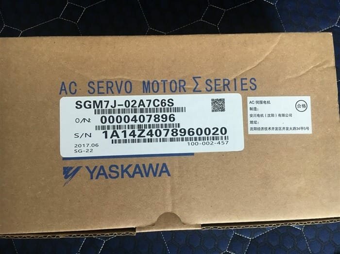 Модуль YASKAWA SGM7J-02A7C6S — фото 1