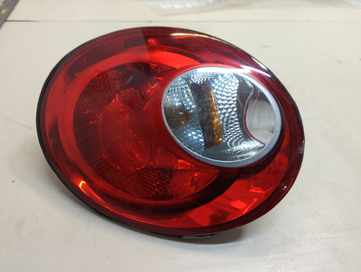 Фонарь (задний) левый Volkswagen Beetle Б/У