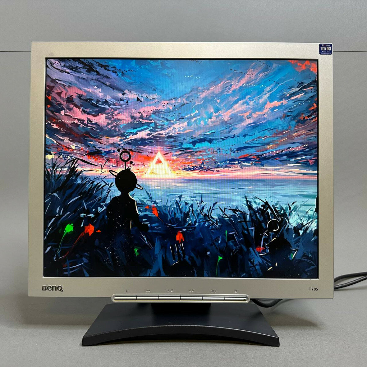 17" Монитор BenQ T705, 1280x1024, 76 Гц, VGA, TN серый