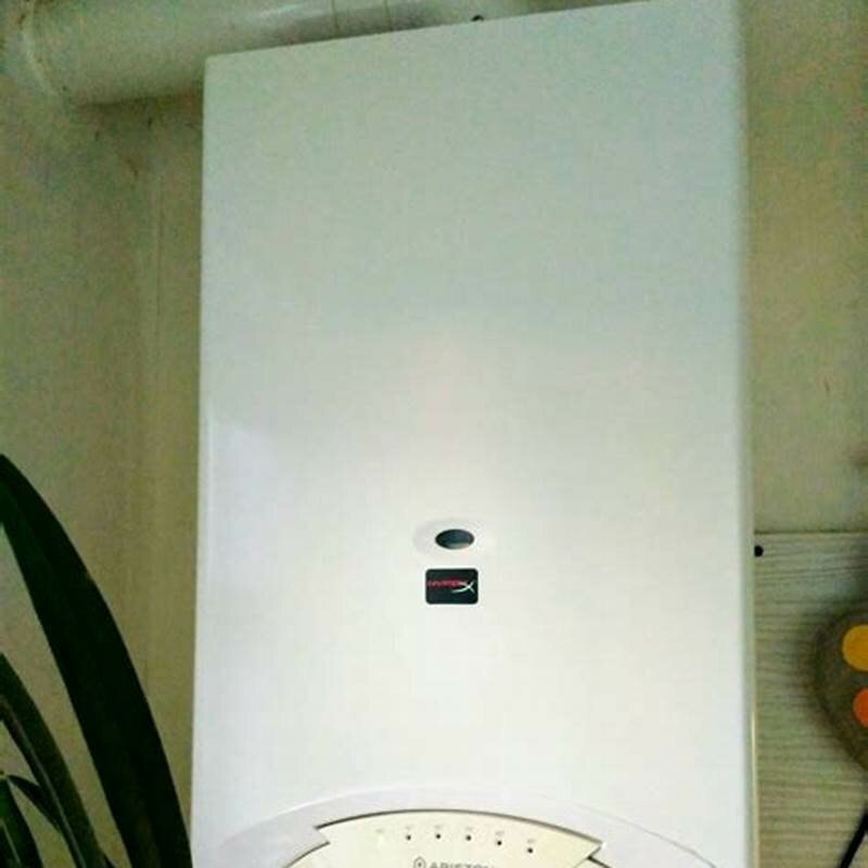 Газовый котёл одноконтурный Ariston Clas XC System 24 FF NG, 24 кВт, с трёхходовым клапаном, закрытая камера сгорания (акция)