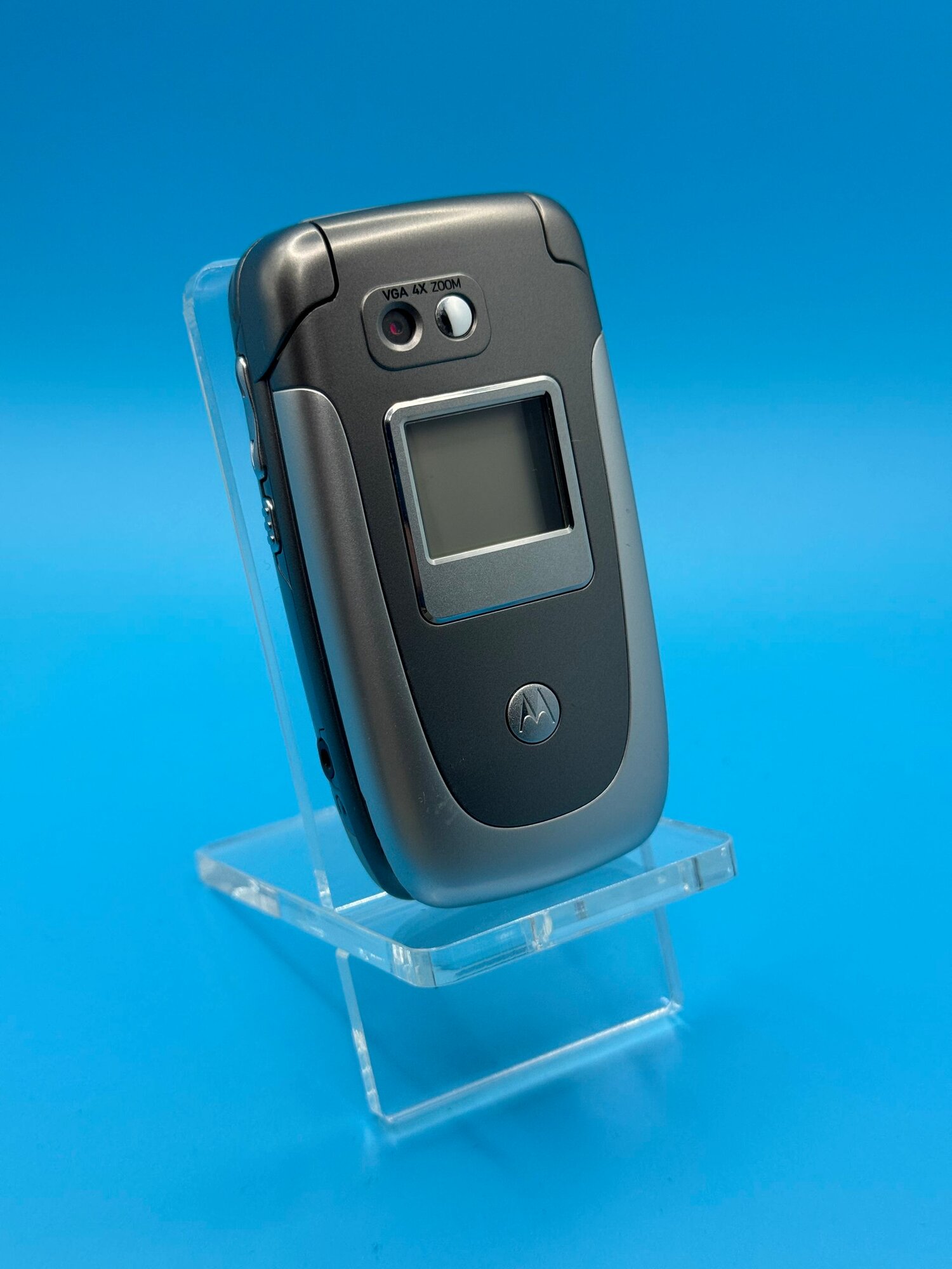 Мобильный телефон Motorola V360