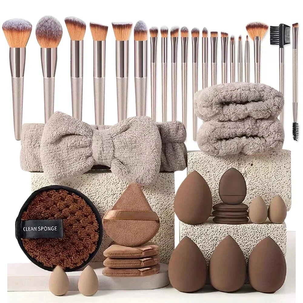 Набор розовых кистей для макияжа 20/40 штук 40pcs