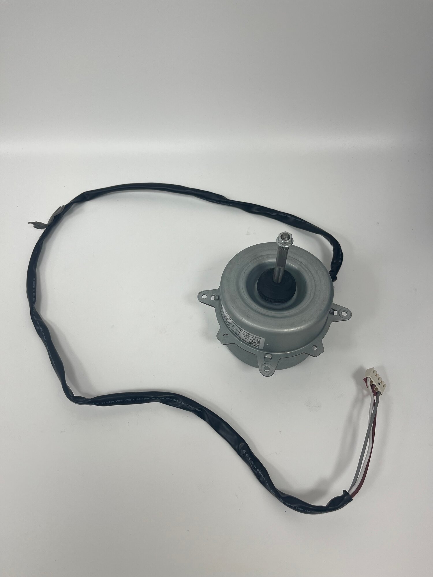 Мотор вентилятора для внешнего блока кондиционера (Fan Motor For Air Conditioner) модель SA(AL)26C