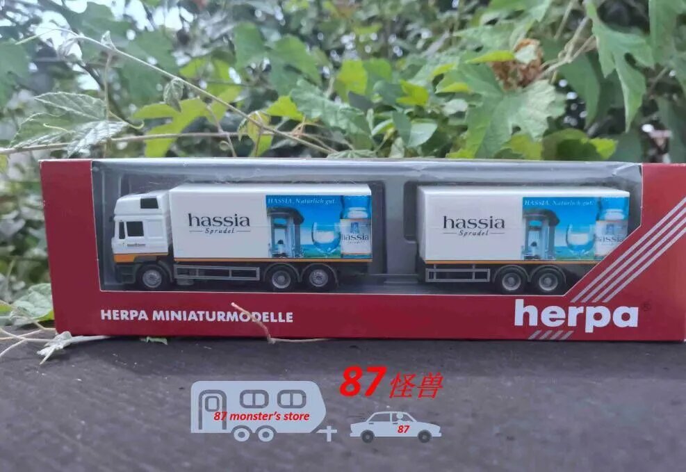 Herpa 1/87 Volvo, Mercedes-Benz, MAN, Iveco, DAF: грузовики с контейнерами, полуприцепы и полноприцепы