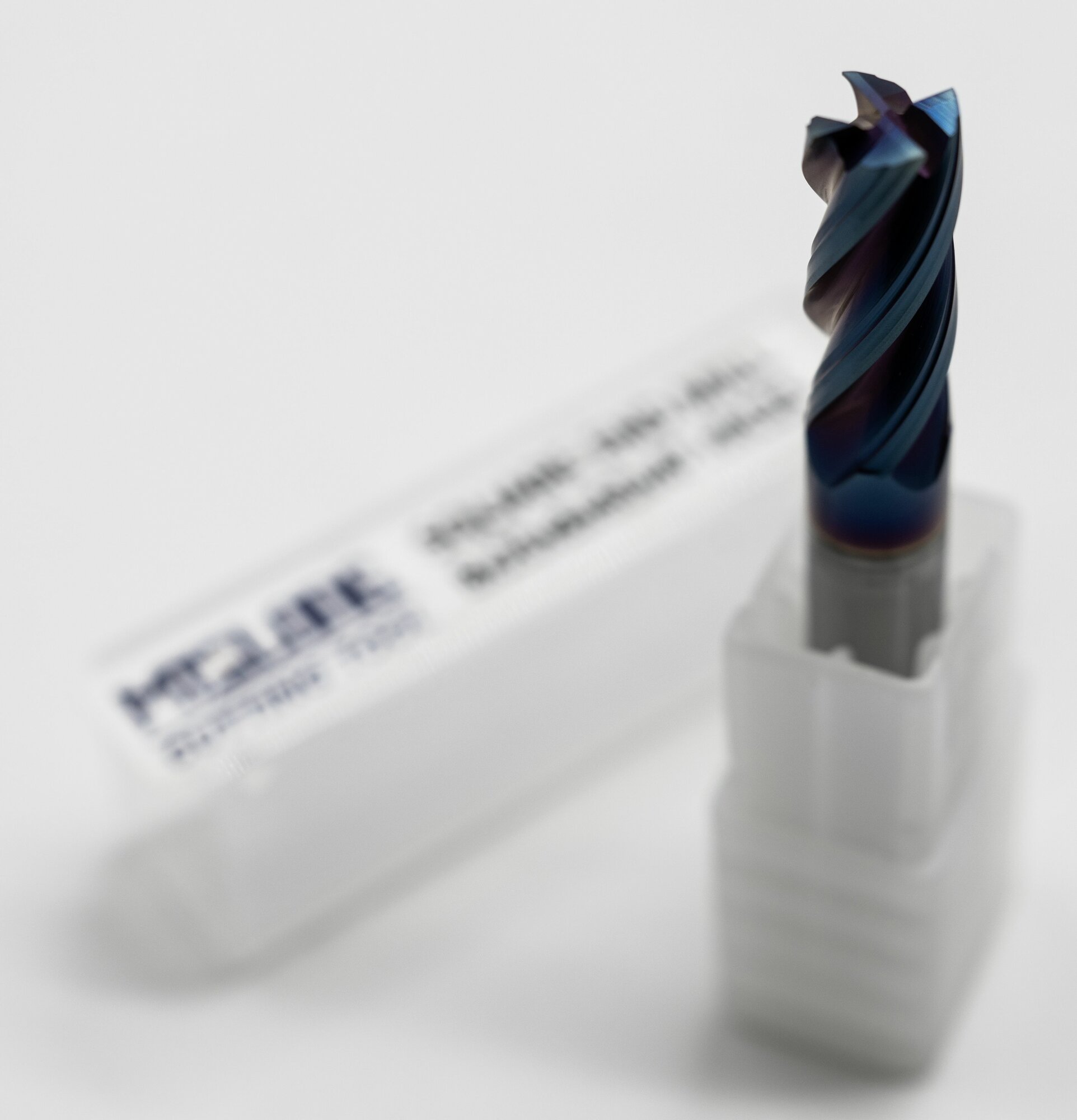 Фреза концевая твердосплавная по стали D8 мм HRC65 Endmill-4F