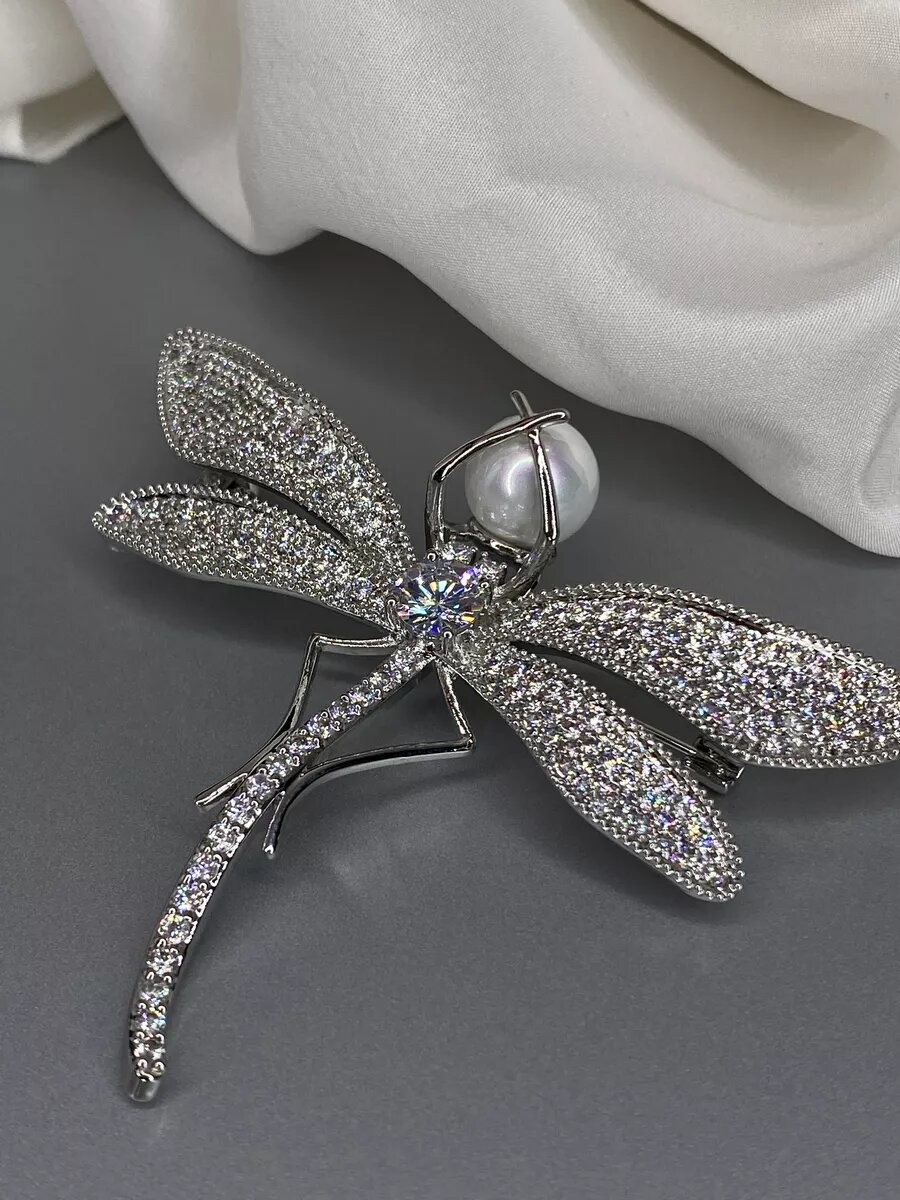 Брошь, циркон