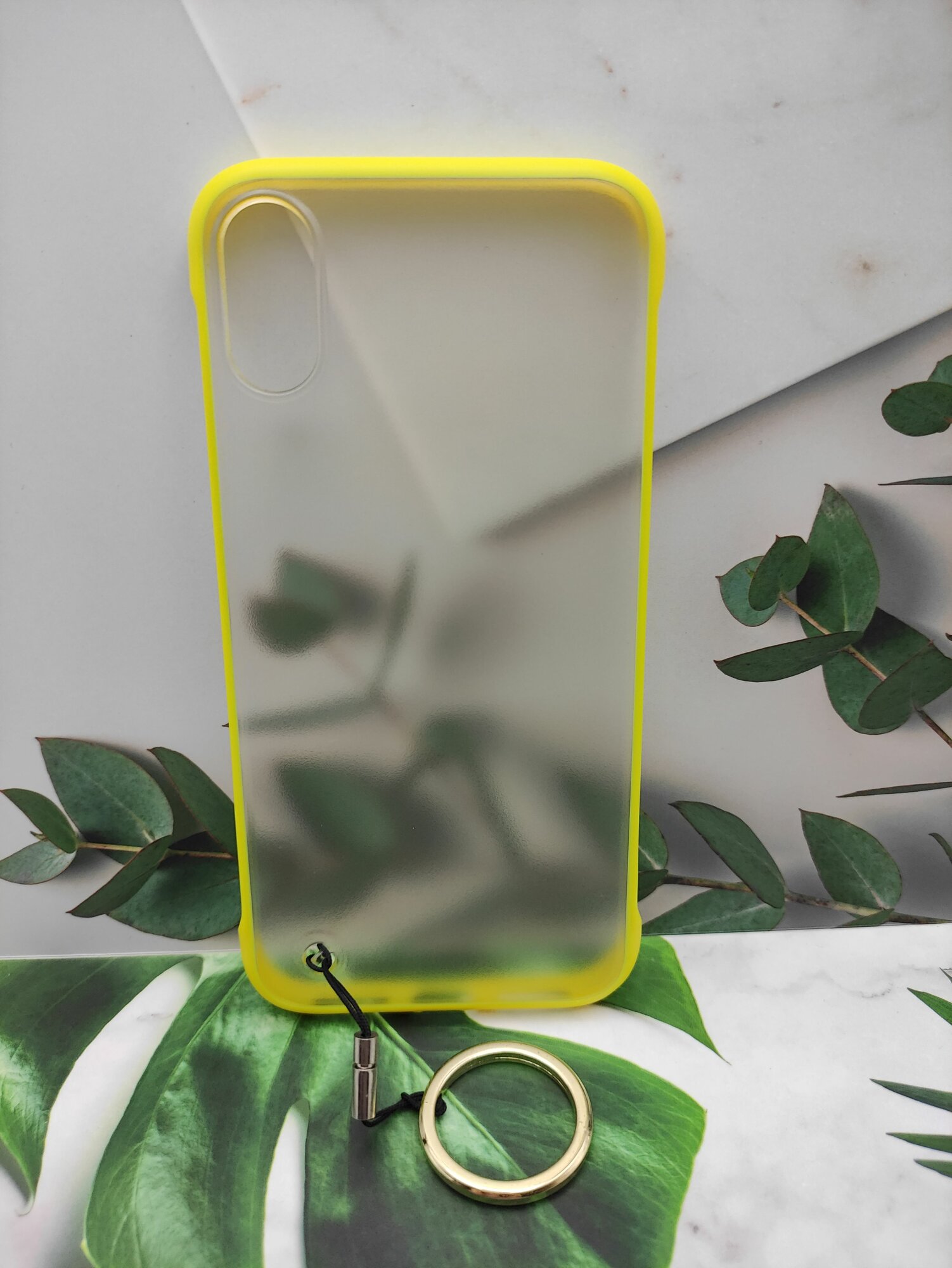 Пластиковый чехол на iPhone X/XS защитный
