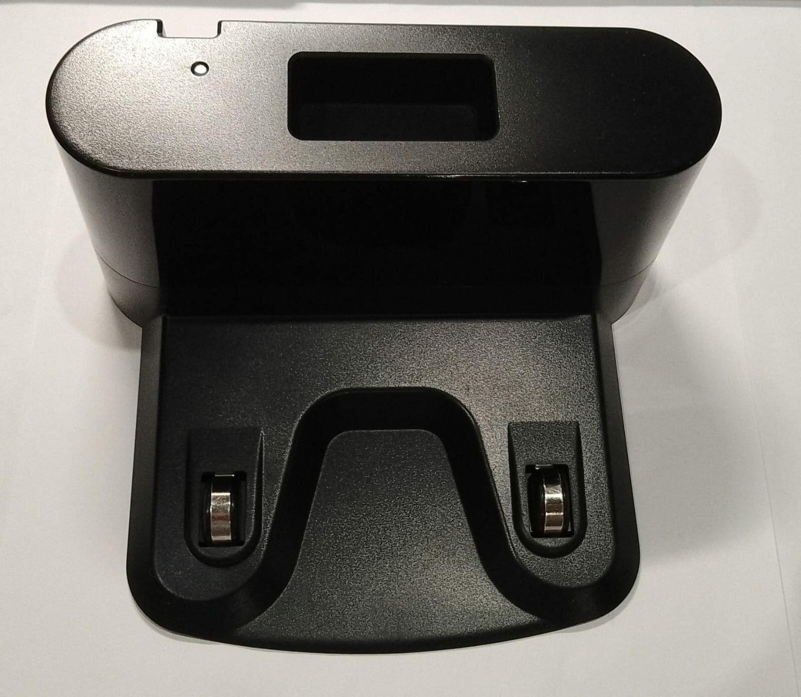 Док станция робота пылесоса Polaris Robotic vacuum cleaner (PVCR 1028 WI FI IQ Home)