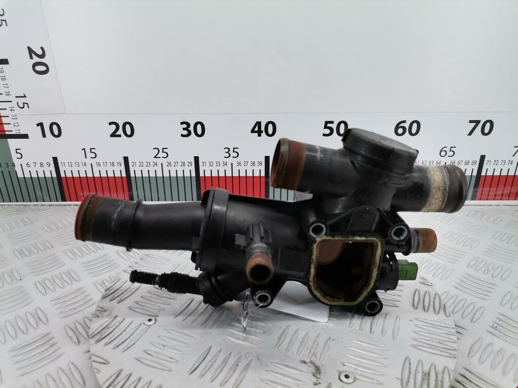 Корпус термостата Ford Focus 2 1373385 арт. 1926096