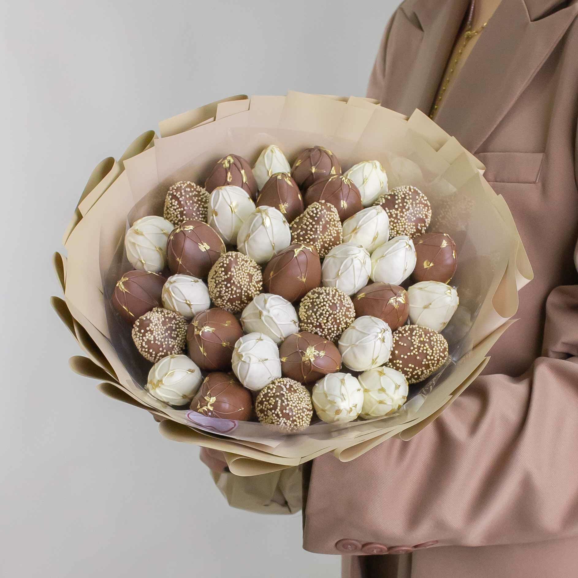 Клубника в шоколаде букет "Теплое мгновение", 35-38 штук, размер М