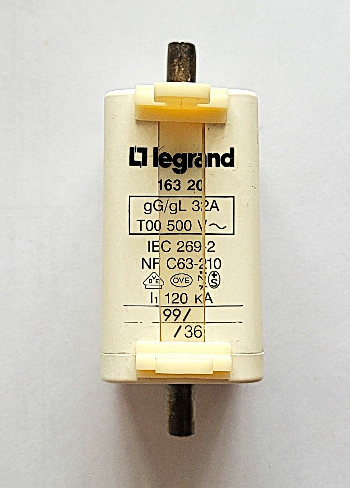 Предохранитель плавкий типа gG/gL размер 00 32А с индикатором, Legrand 16320