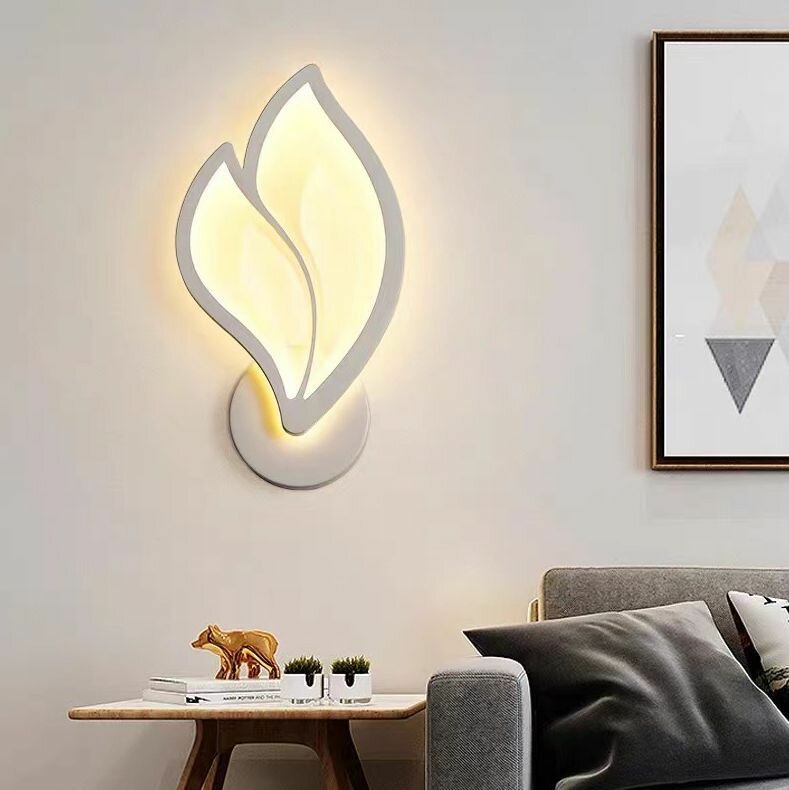 Современный светодиодный настенный светильник