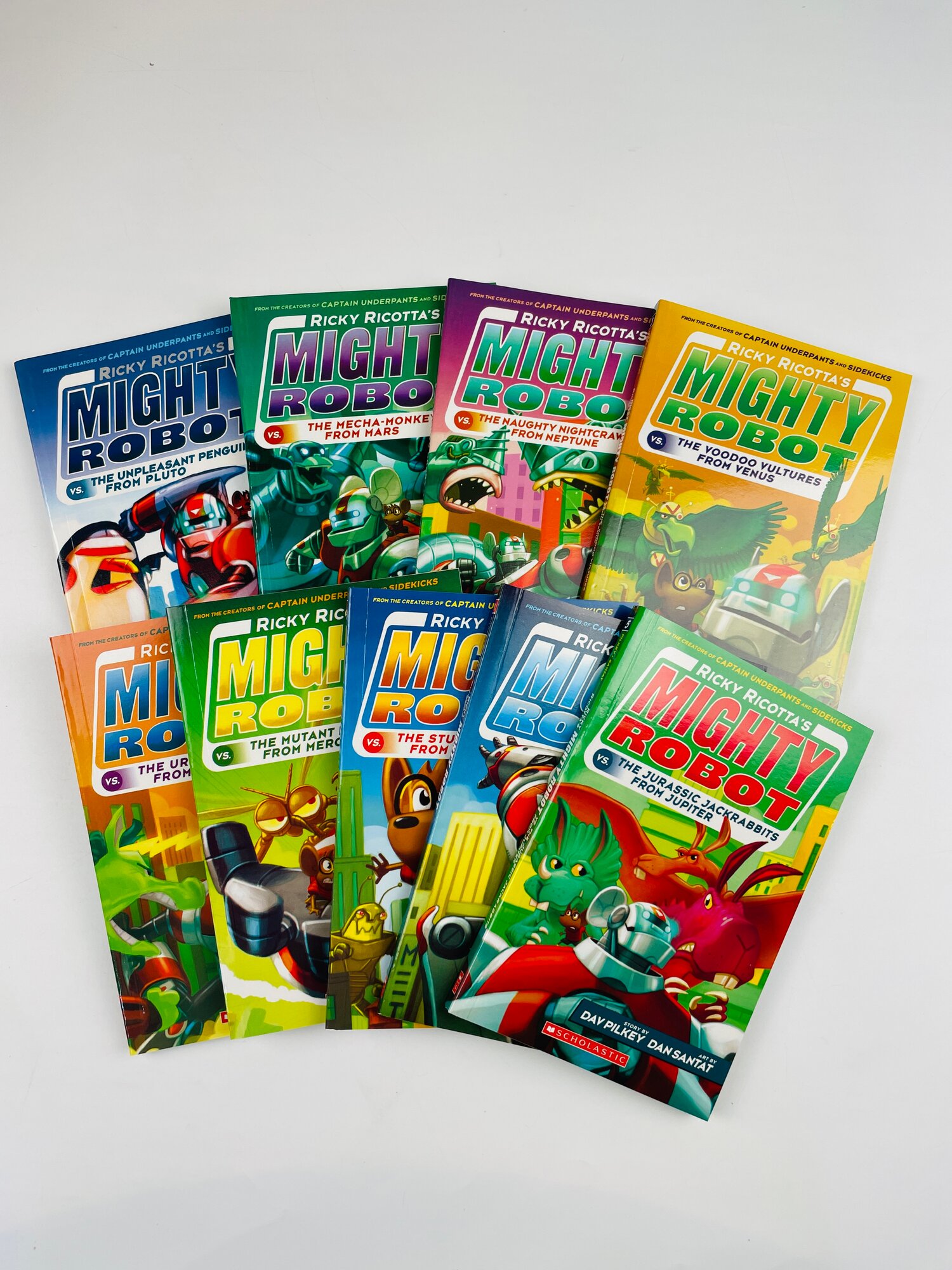 Ricky Ricotta's Mighty Robot , 9 книг