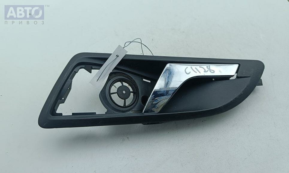 Ручка двери внутренняя задняя левая Skoda Octavia mk2 (A5 1Z) 2004-2013