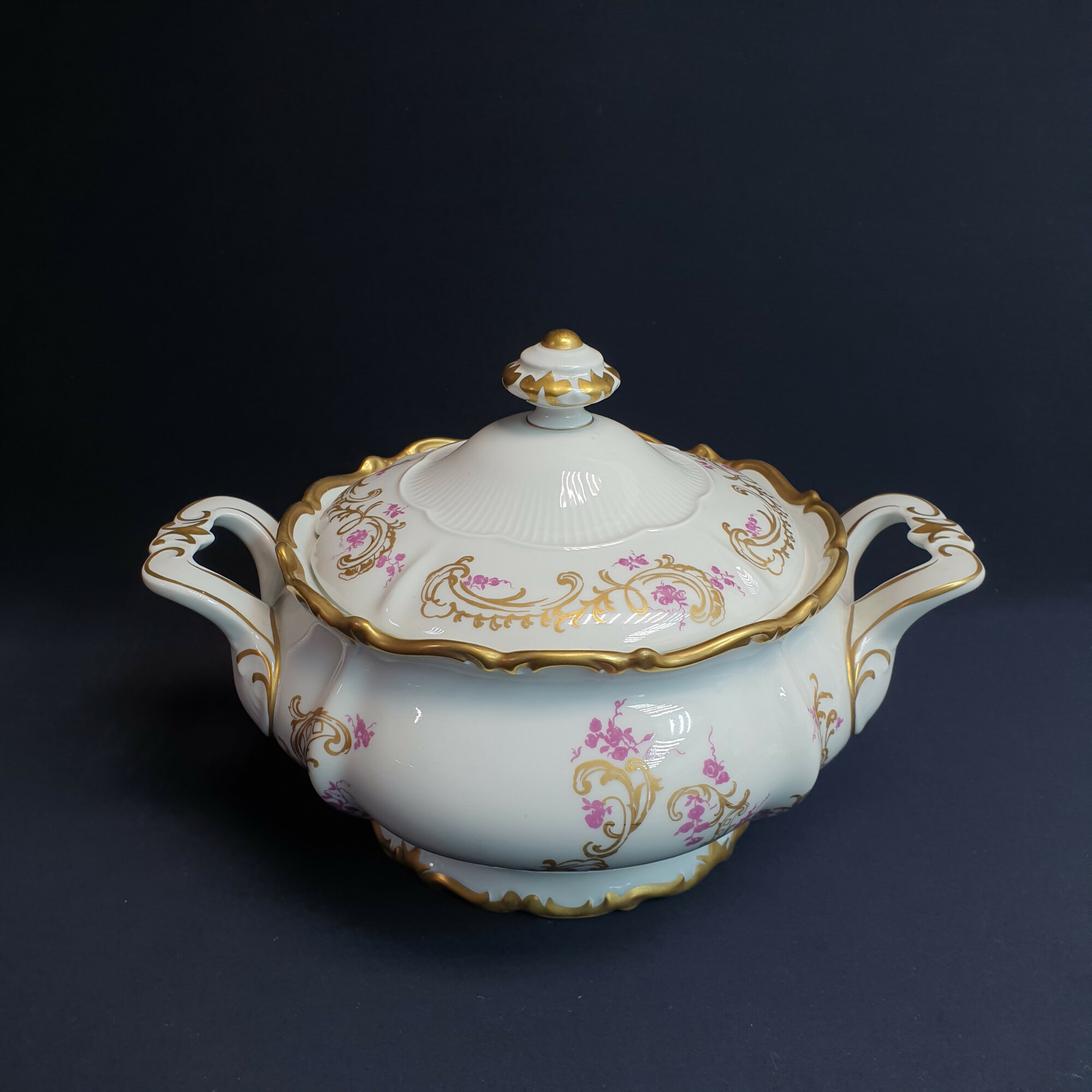 Супница Reichenbach на 3 литра, фарфор, деколь, позолота, винтаж, ГДР.