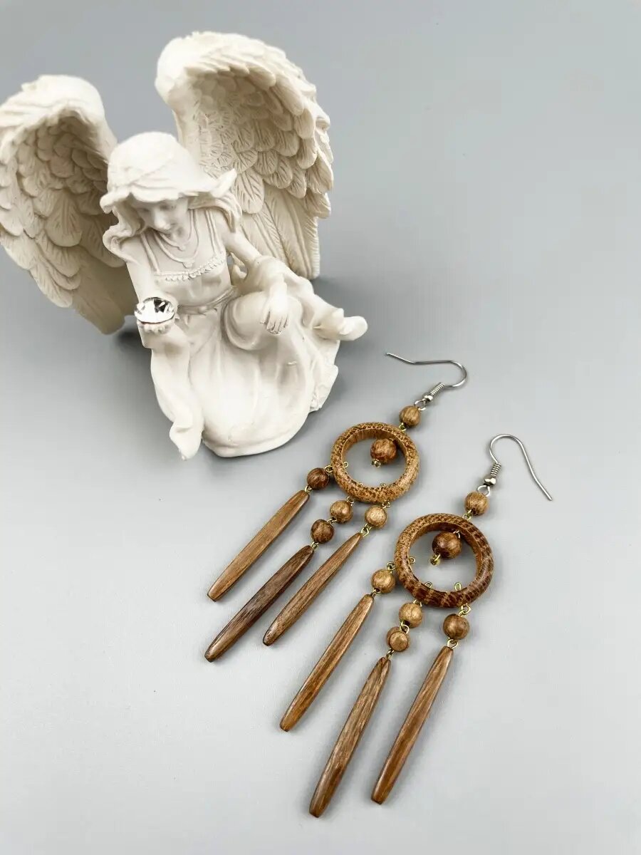 Серьги с подвесками, дерево