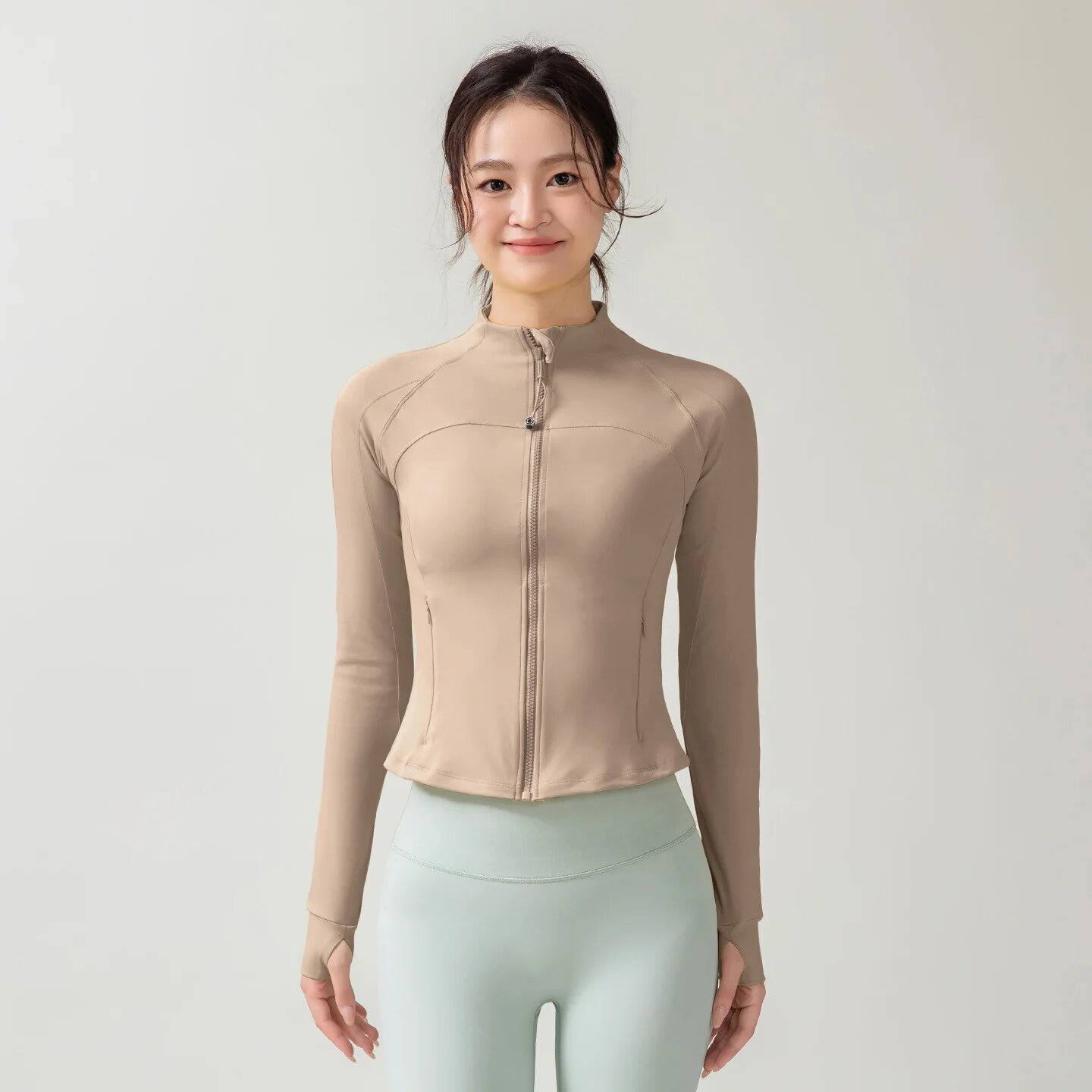 Куртка спортивная