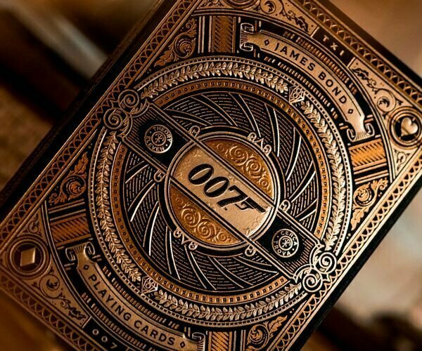 Карты James Bond 007 от Theory11