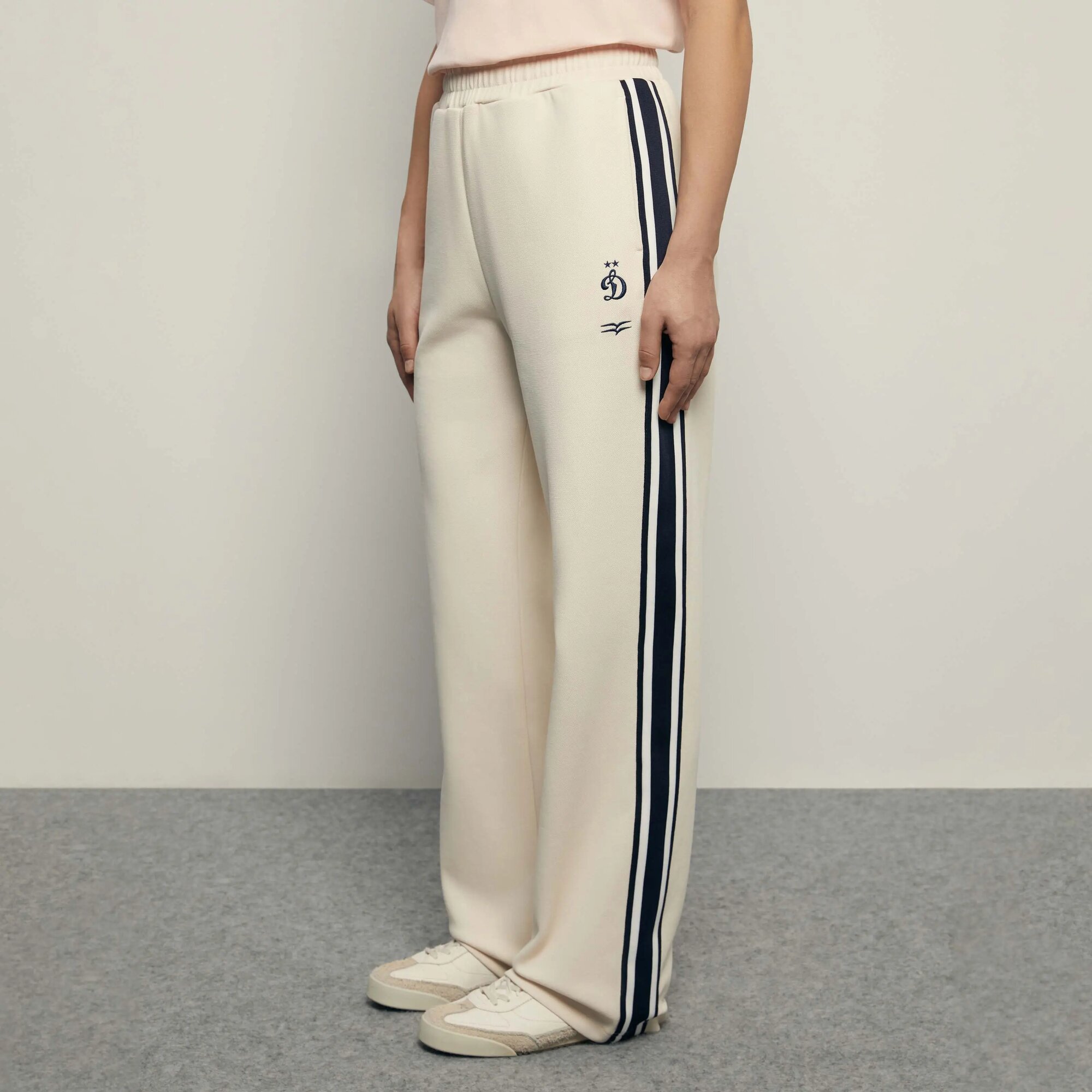 Брюки спортивные