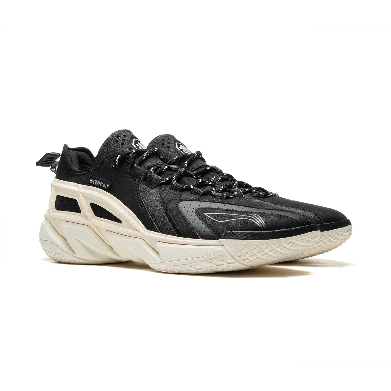 Кроссовки Badfive 4.5