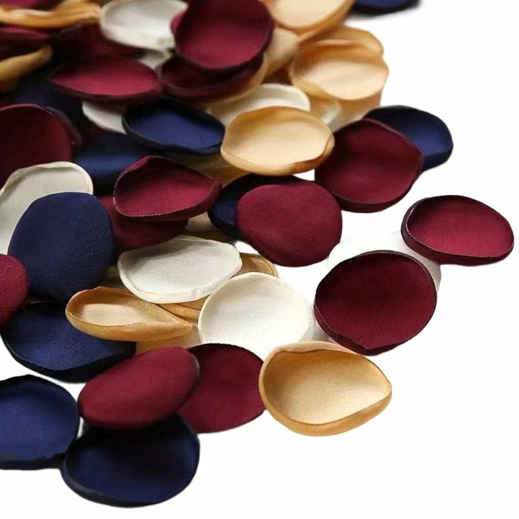 Искусственные лепестки роз для свадьбы