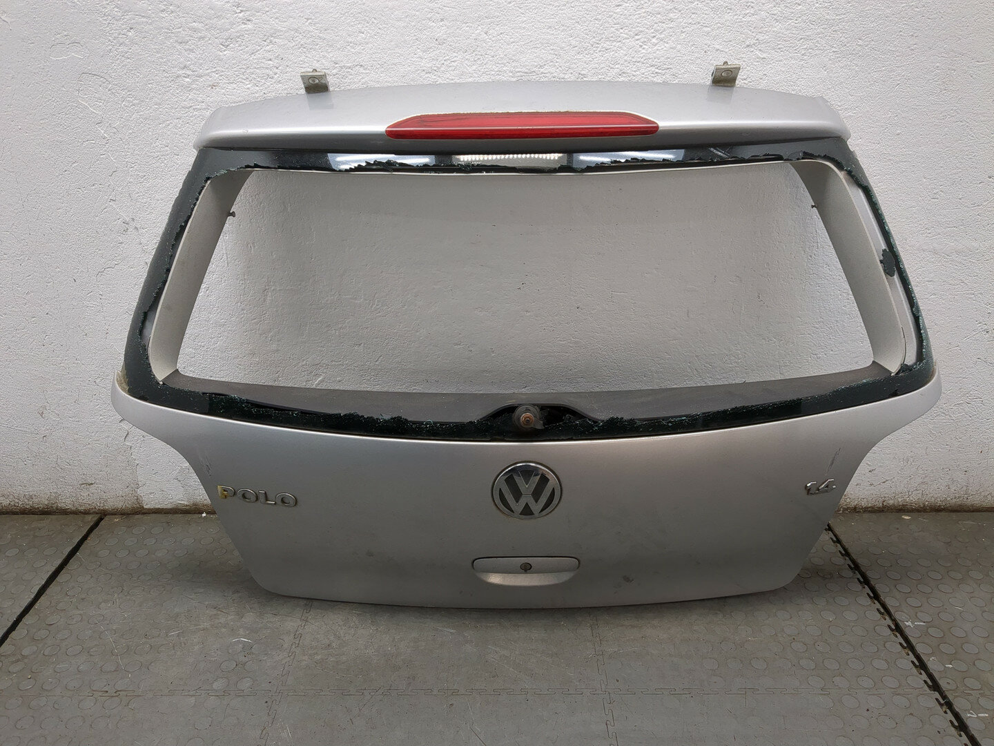 Крышка (дверь) багажника Volkswagen Polo Б/У