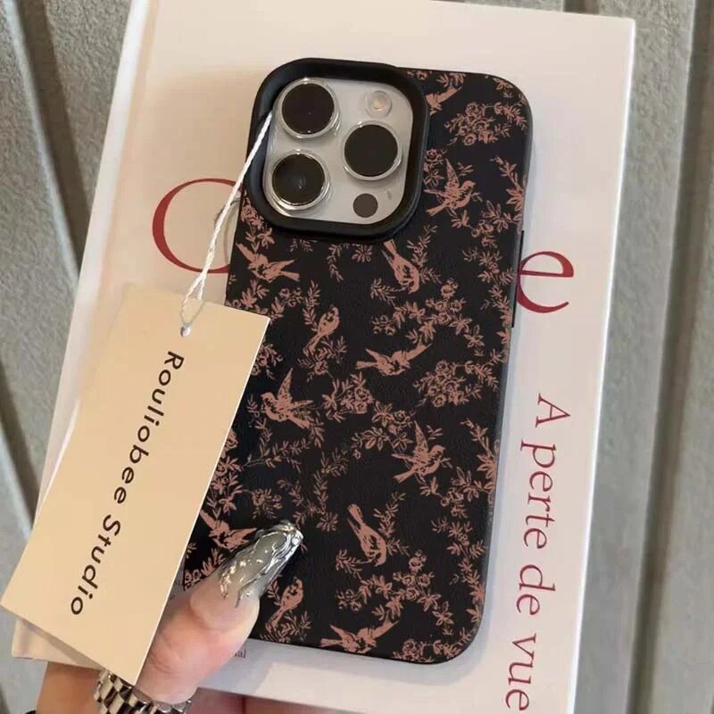 Чехол для iPhone 14 Pro Max, черный, цветочный узор