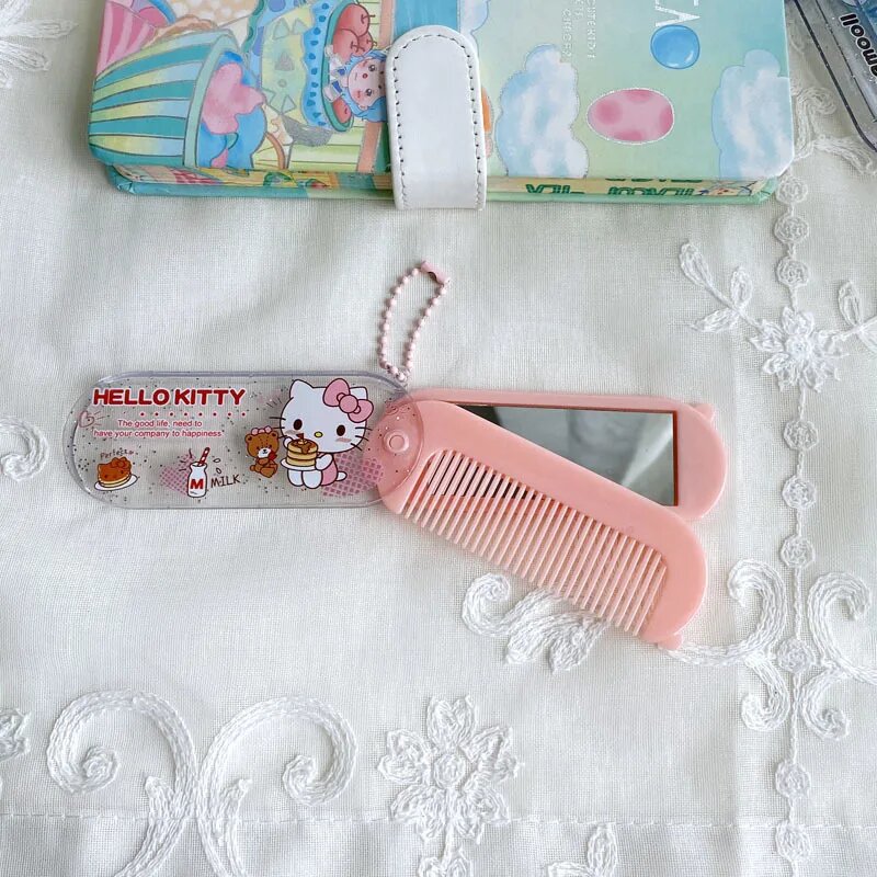 Складные зеркала и расчески Sanrio: Hello Kitty, Cinnamoroll, Kuromi, Melody Розовый, Comb-2