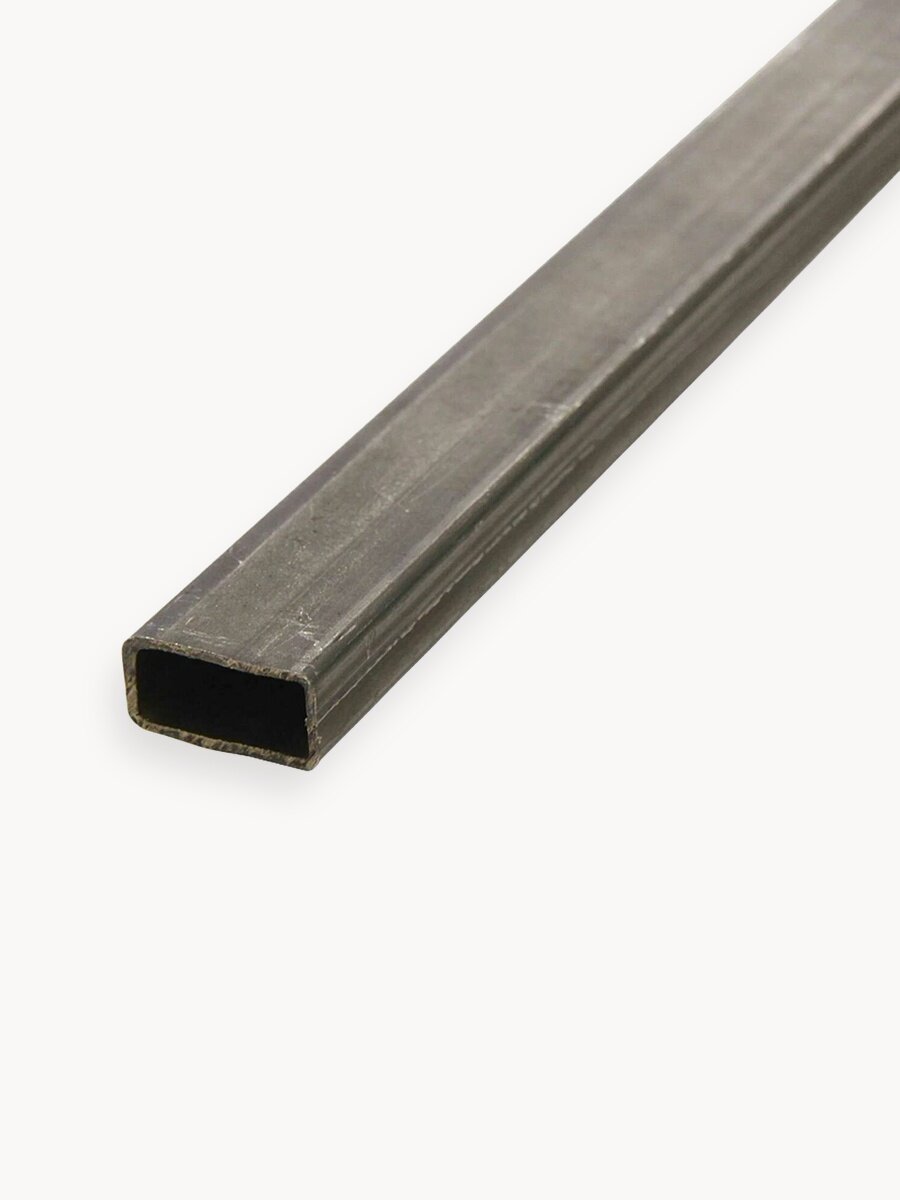 Труба профильная 40х20х1,5 мм 3 м, сталь марка СТ3, электросварная