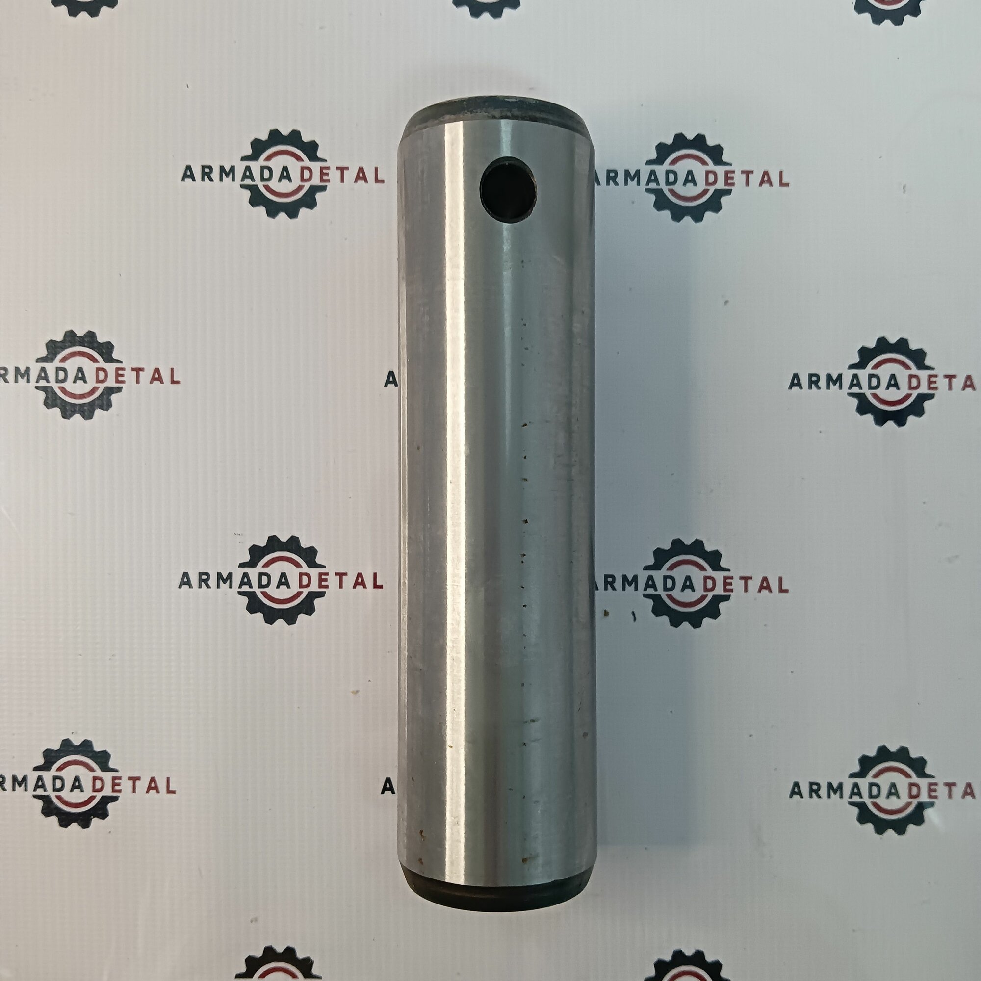 Палец штока переднего ковша JCB 3CX/4CX 811/90676