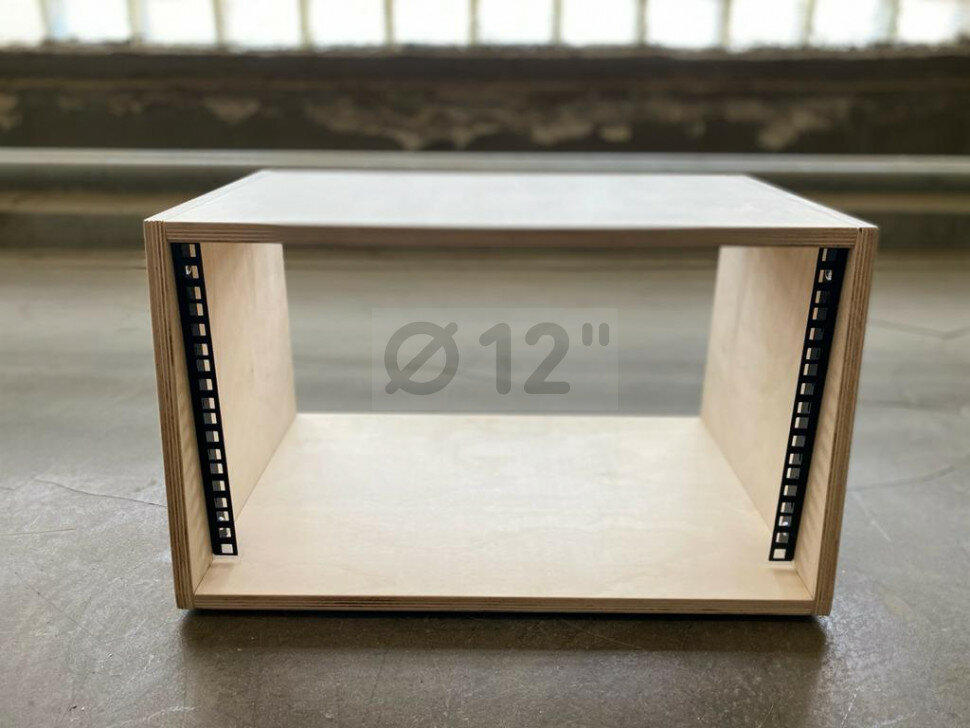 Настольная студийная рэковая стойка 6U-300 для оборудования 19'