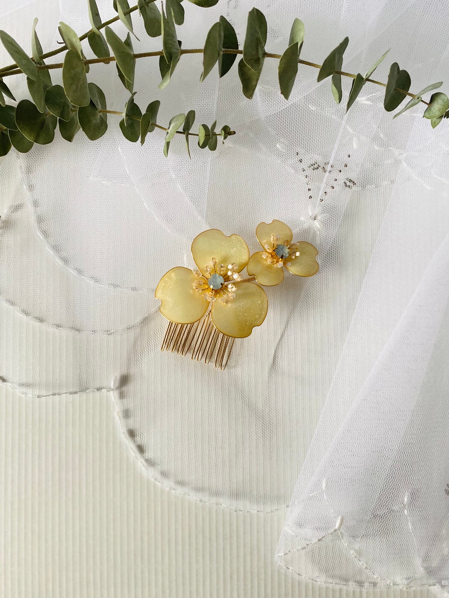 Гребень для волос «Robyn» для женщин , фактурное покрытие, необычный цвет ракушки