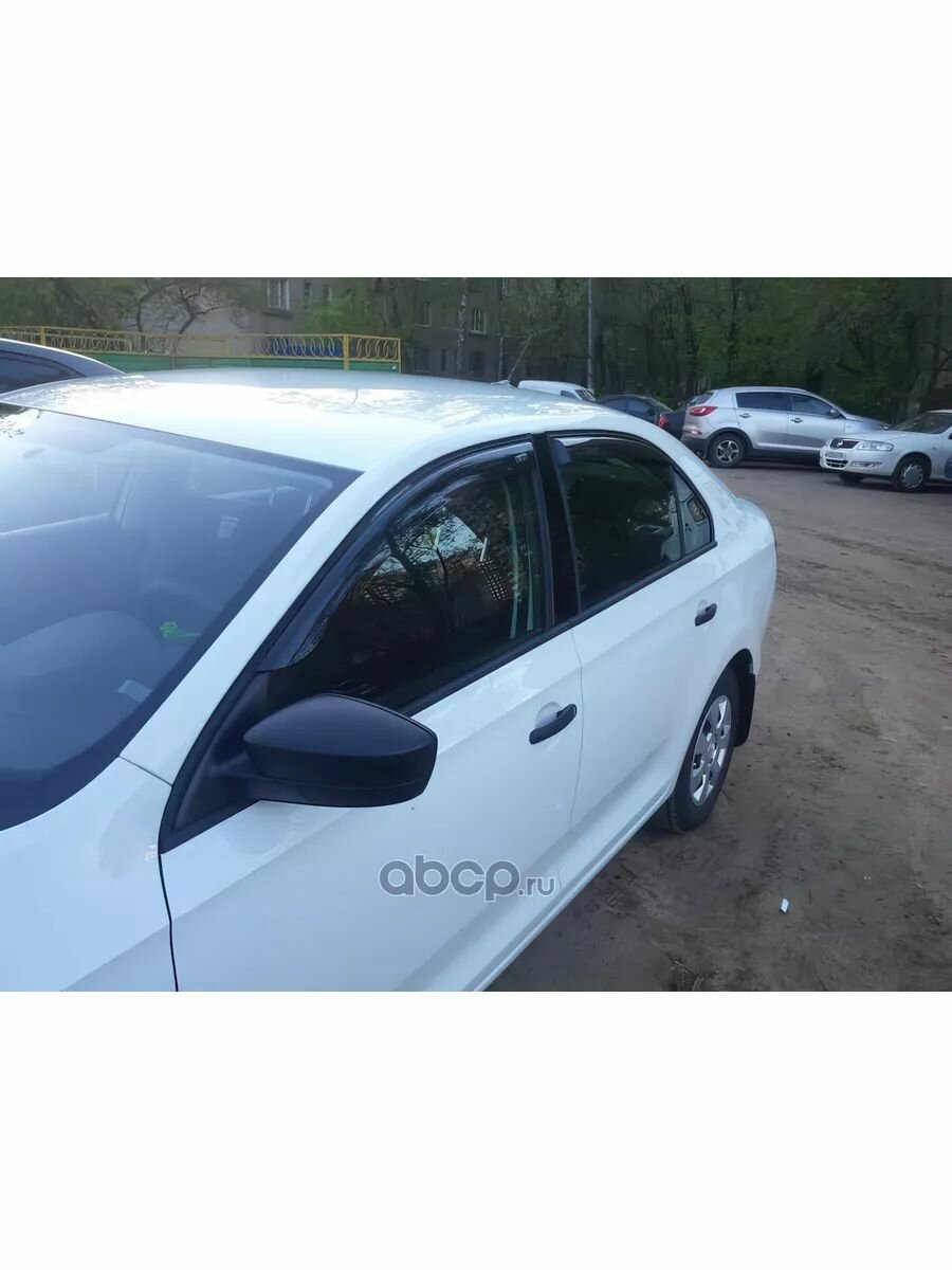 Комплект Дефлекторов окон Skoda Rapid сед накладные