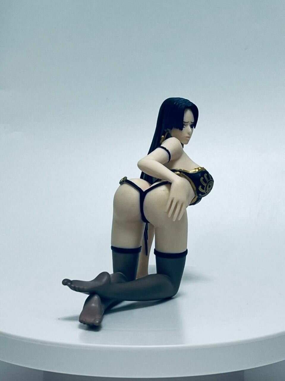 Хентай фигурка 18+ Королева пиратов из аниме Ван Пис (One Pice) - Боа Хэнкок Черный купальник